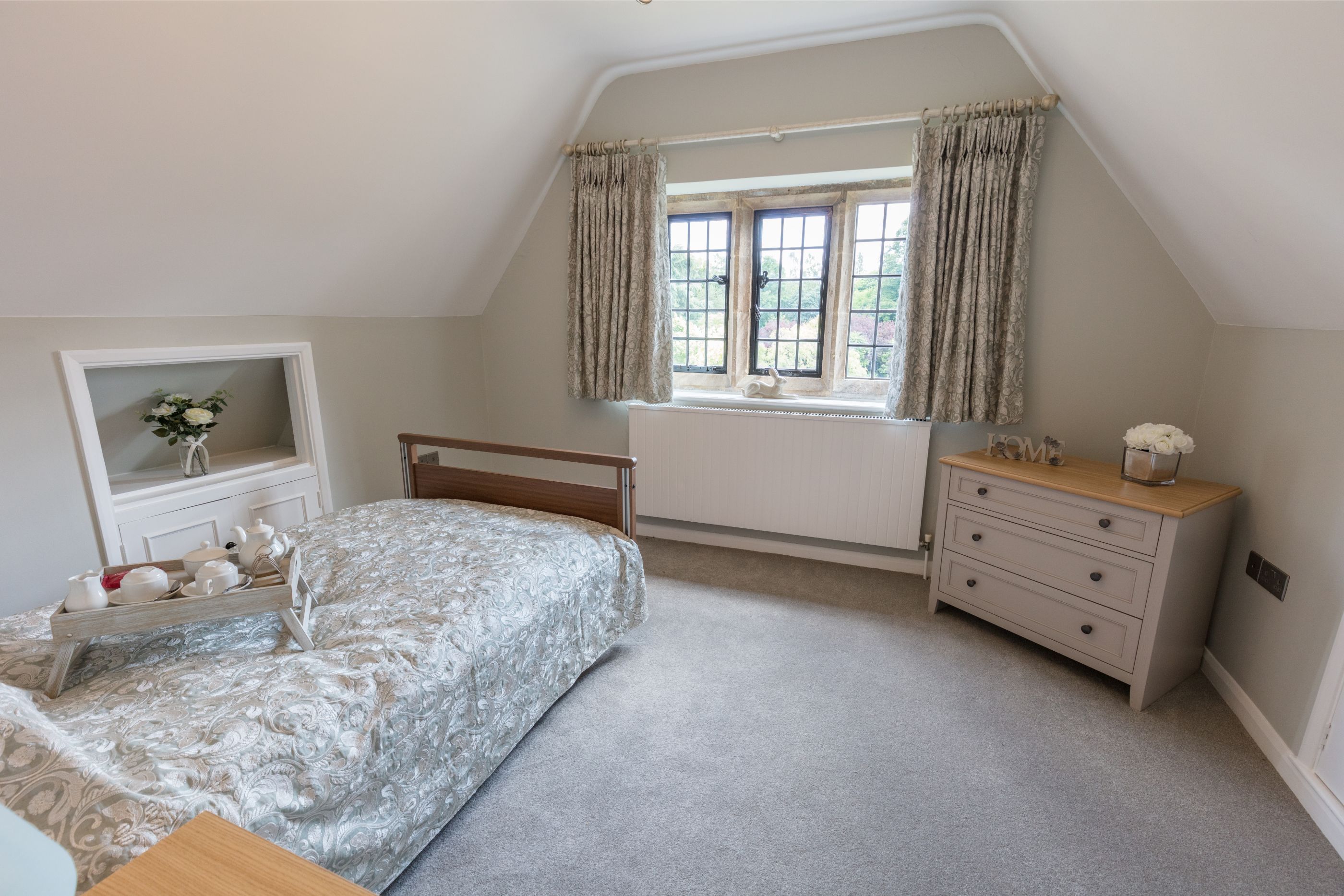 The Old Prebendal House Care Home - Mariposa - Elderly Care