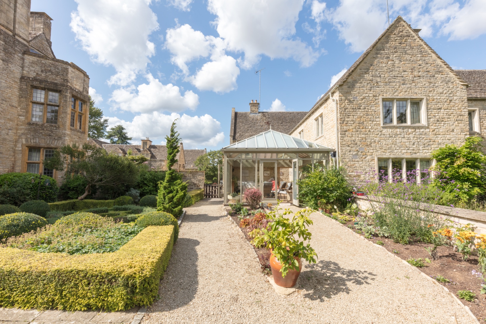 Retirement Homes For Sale | Browse Retirement Apartments for Sale At ...