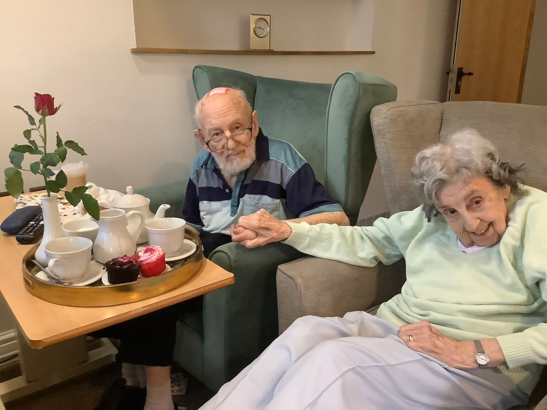 Celebrating Married Life at The Old Prebendal House - Mariposa Care